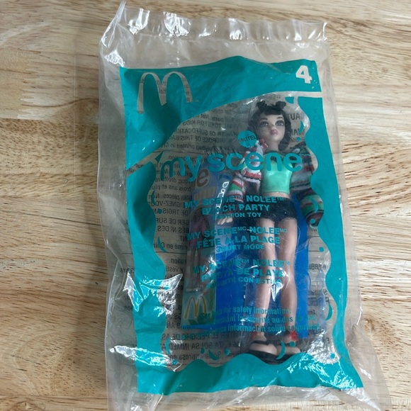 McDonald's | Toys | 204 Mcdonald Happy Mealbarbie My Scene Nolle Beach ...